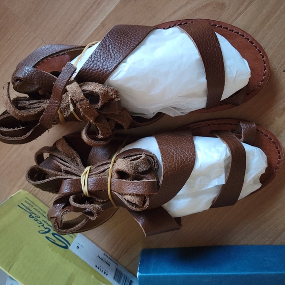 Sbicca | Shoes | Sbicca Vintage Collection Zaylee Brown Leather Laceup ...
